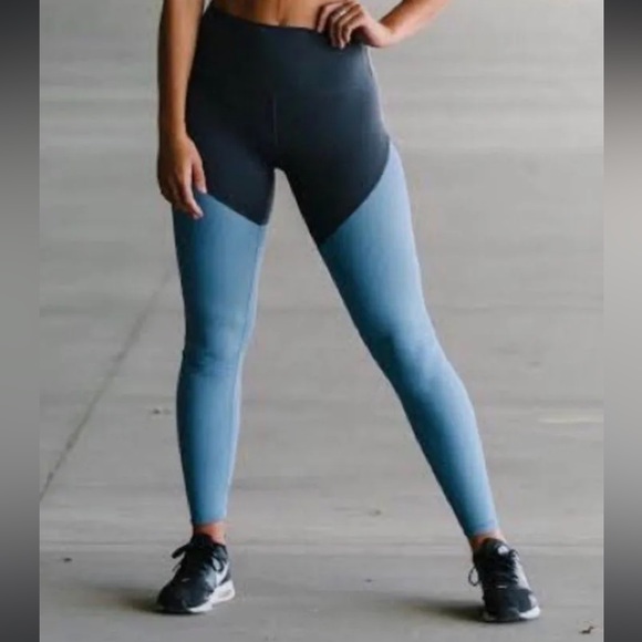 ZYIA | Pants & Jumpsuits | Zyia Active Storm Parallel Luxe Highwaisted Leggings | Poshmark